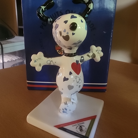 Peanuts | Other | Peanuts Snoopy Snoopy Love Westland Figurine ...
